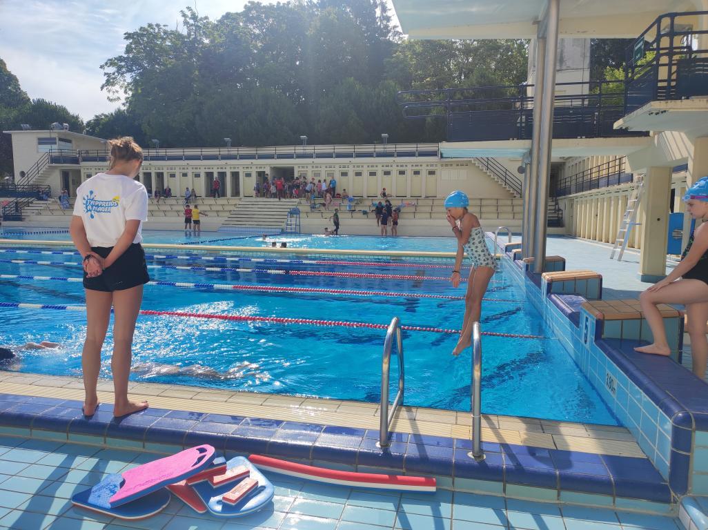 J’apprends à nager : l'opération qui permet à 315 enfants d'apprendre à ...